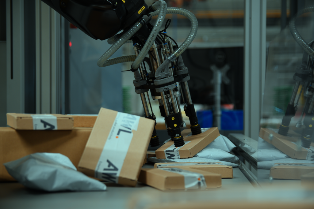 Zivid, AWL en Fizyr slaan handen in één bij Automate Show - AWL